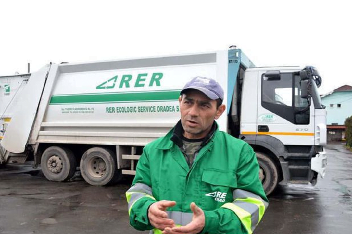 Ce A Făcut Un Gunoier Cu Un Portofel Găsit într-un Tomberon. A Aflat ...