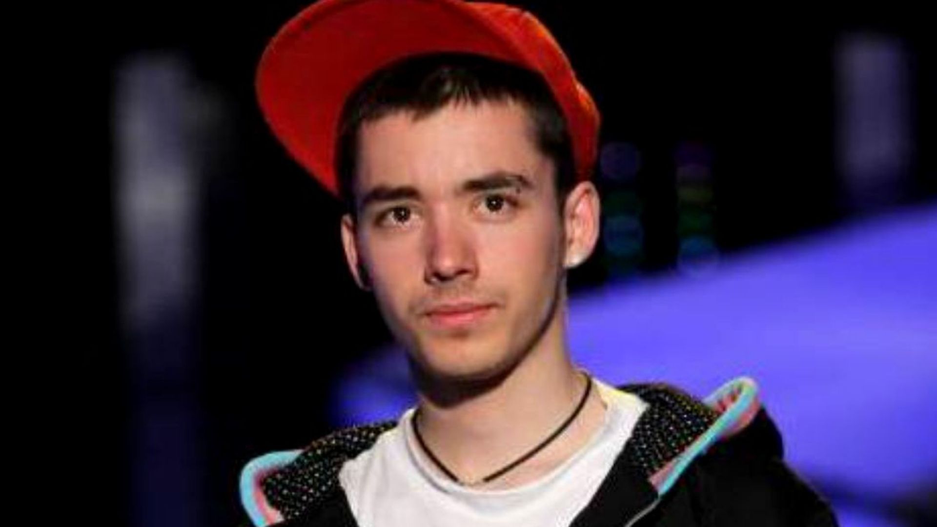 Cu Ce Se Ocupă Adrian Țuțu? Primul Câștigător ”Românii Au Talent”a ...