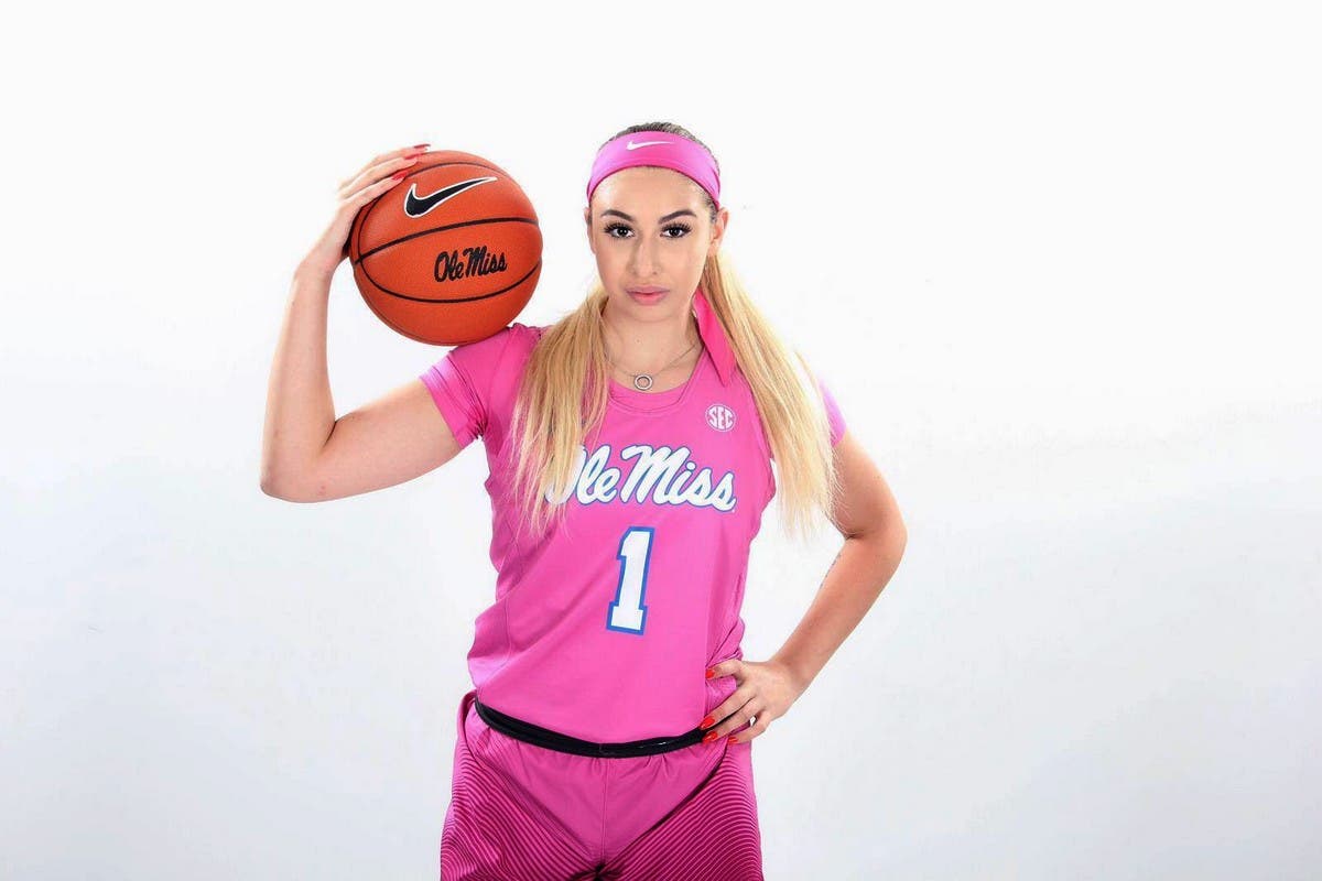 Sarah Prodan, Despre Relația Cu Lino Golden: „Nu Pot Să-mi Fac Un Iubit…”