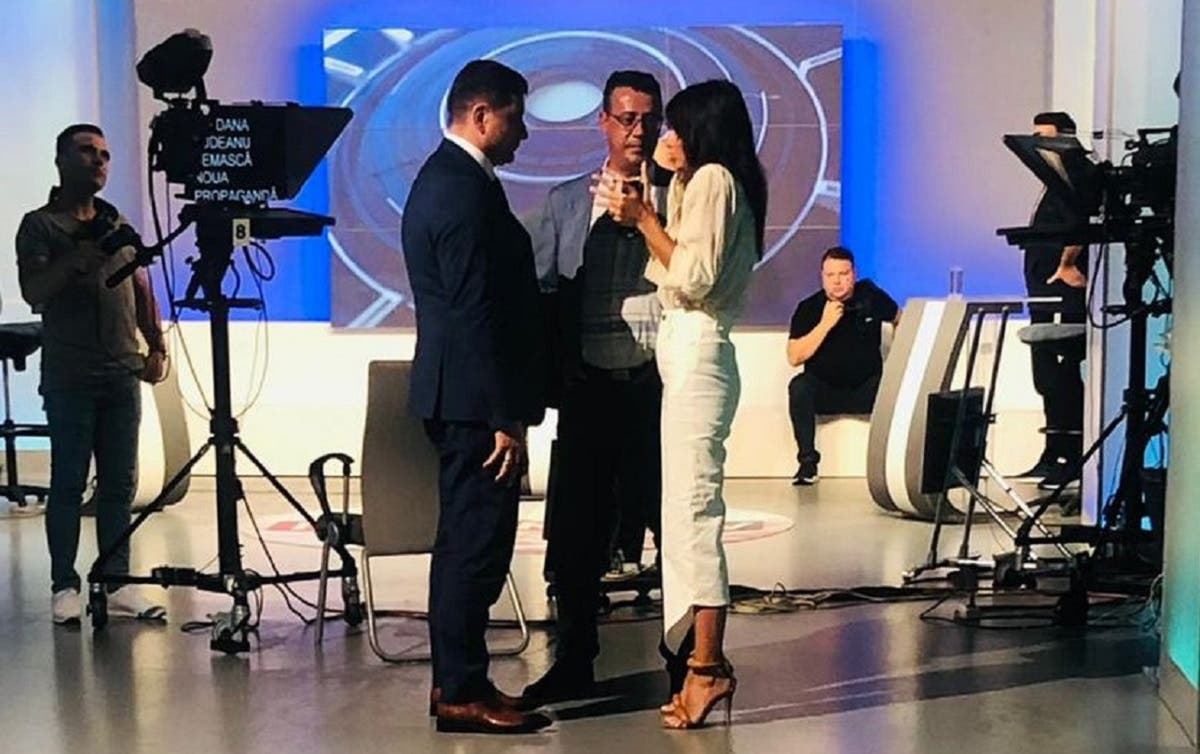 Îl Critică în Online, Iar Acum A Dat Buzna în Studio Peste El. Dana ...