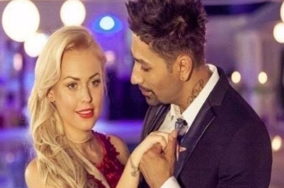 De Ce Mai Locuiește Connect-R Cu Fosta Soție. Răspunsul Se Află în Noua ...