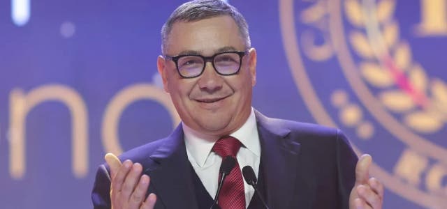 Victor Ponta, Susținut Oficial De Un Partid După Depunerea Candidaturii ...