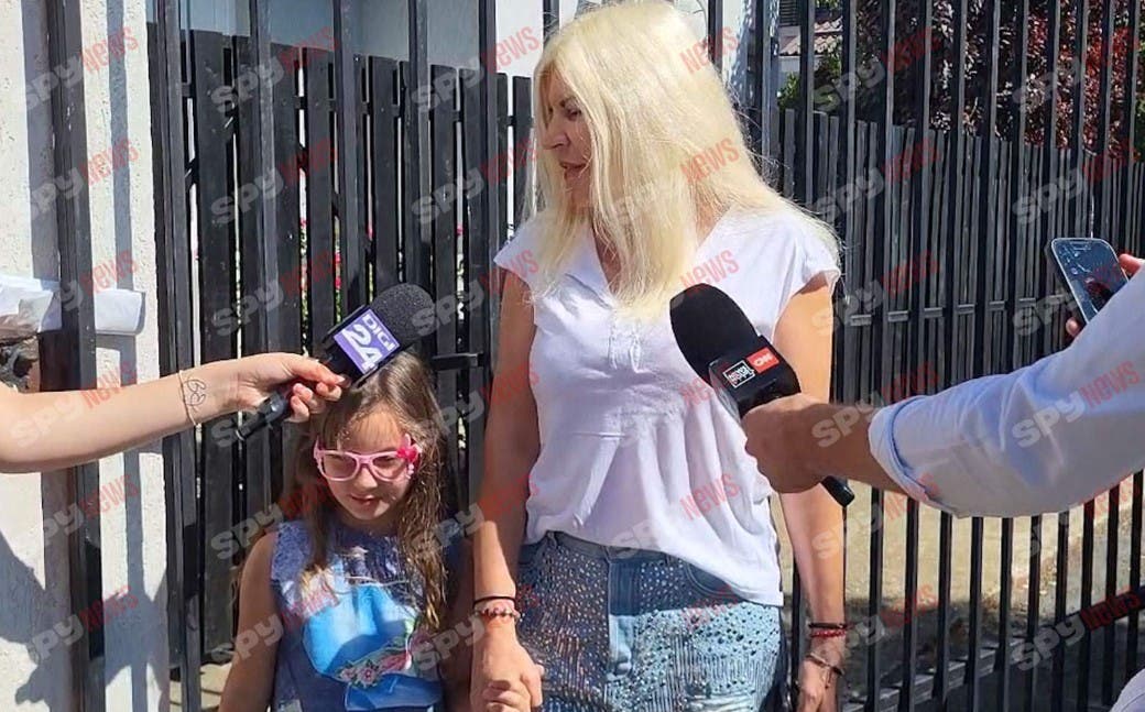 Primele Imagini Cu Elena Udrea și Fiica Sa După Ieșirea Din închisoare. Declarații Emoționante ...
