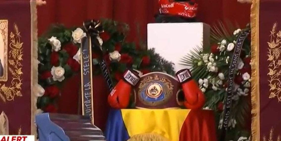 Stiri Directe - Imagini sfâșietoare de la înmormântarea lui Mihai Leu ...