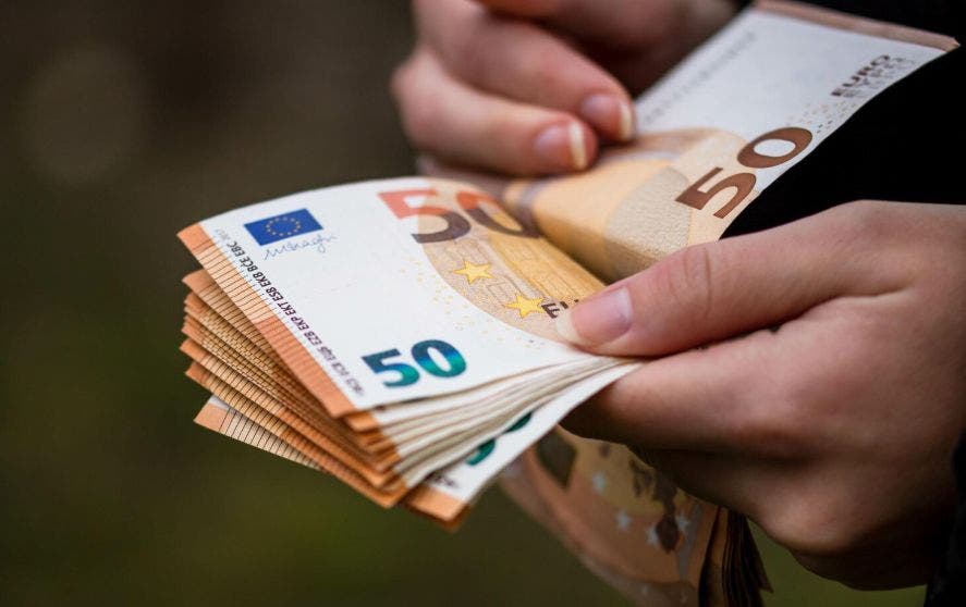 Curs Valutar 9 August 2025. Cotațiile BNR. Aurul Atinge Un Nou Record